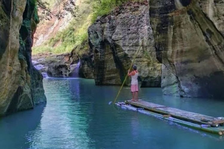 Arti Mimpi Menyebrang Sungai: Simbol Transisi atau Perubahan Hidup yang ...
